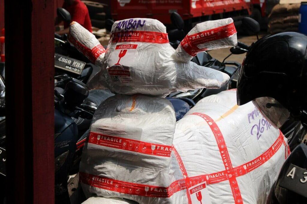 Jasa Kirim Motor Kupang Termurah ke Seluruh Indonesia 2024!