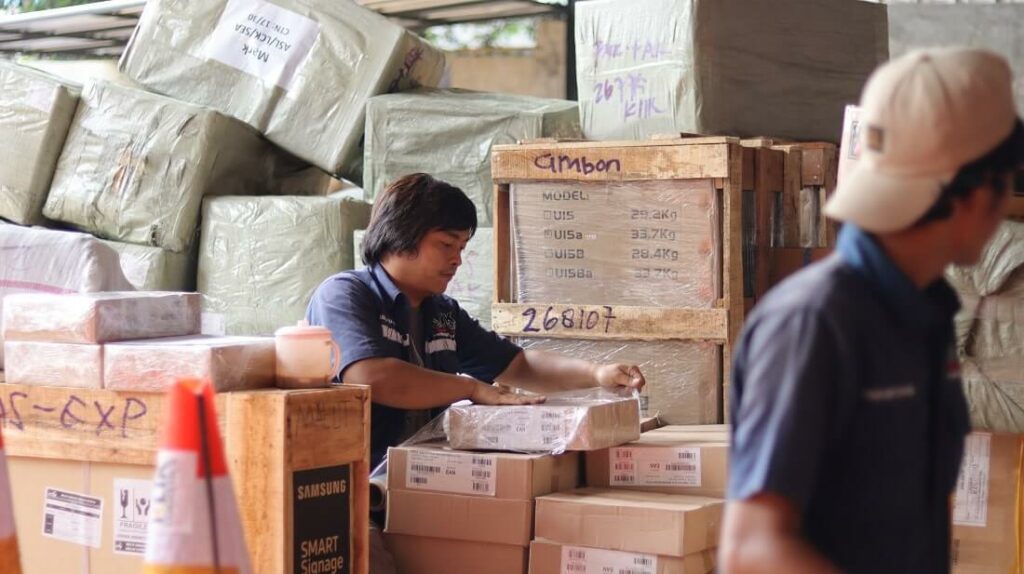 Murah & Aman! Tarif Ekspedisi Manado Balikpapan Rp8.000/kg